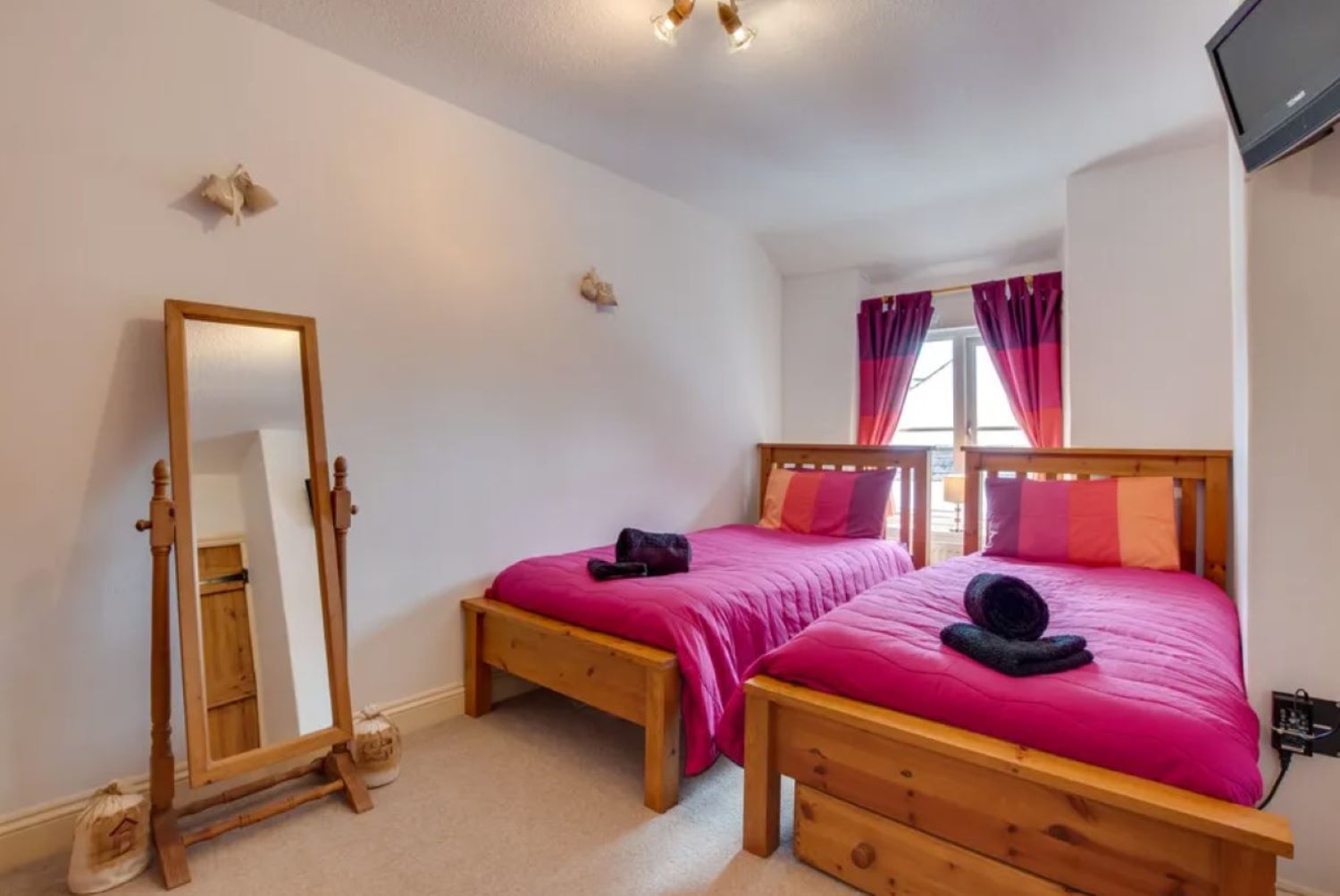 Willow Cottage - Holiday Cottage in North Devon - Cottages On The Coast